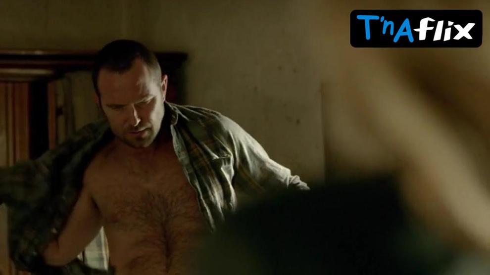 Stephanie Vogt Underwear Scene In Strike Back Vídeos Porno