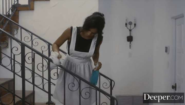 Deeper Sexy Maid Autumn Falls Recevies An Unforgettable Bonus Markus