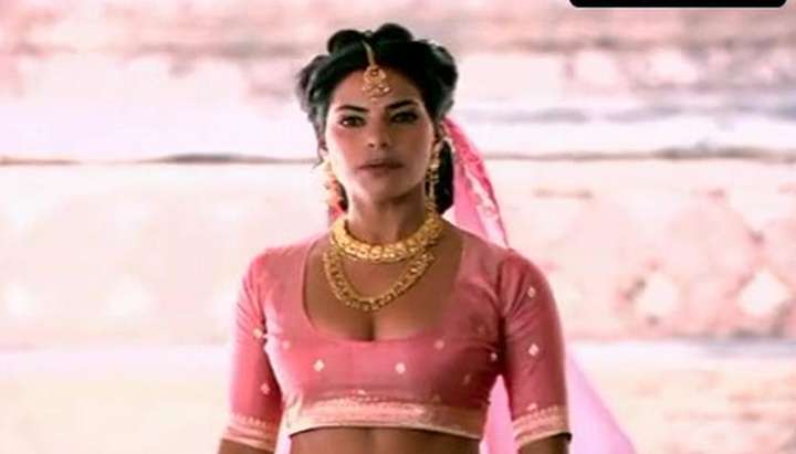 Indira Varma Breasts Bush Scene In Kama Sutra A Tale Of Love Rikki Lee Kama Sutra Xxx