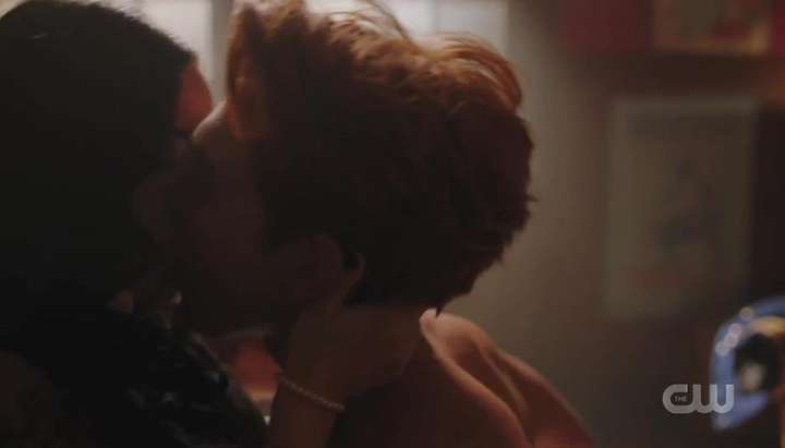 Riverdale 4x13 Veronica Seduces Archie Camila Mendes Tnaflix Porn Videos