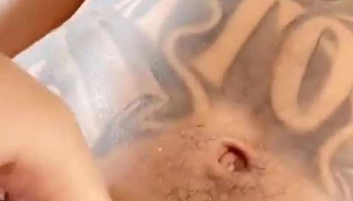 Nle Chilpancingo Gets Guan Cock Played With By Girlfriend